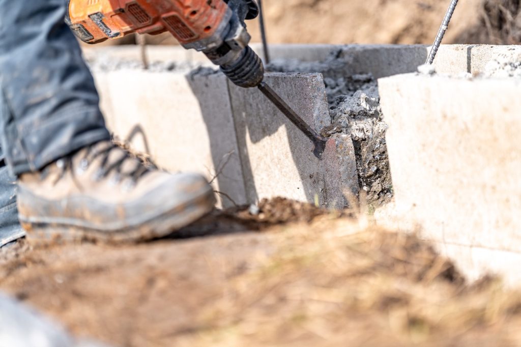 Types of Rock-breaking Tools